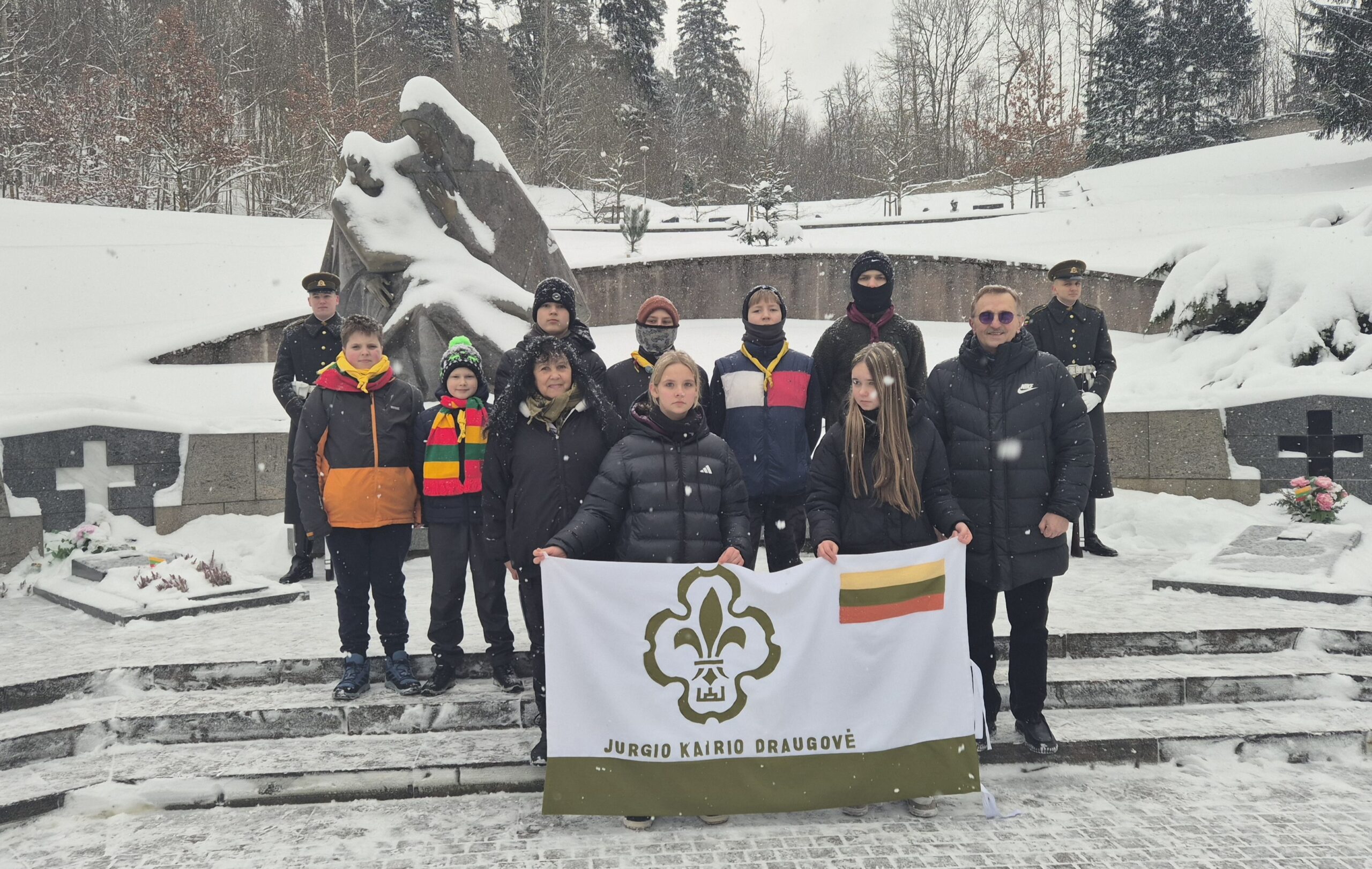 Rokiškio Juozo Tūbelio progimnazijos moksleiviai – pagarbos bėgime ...
